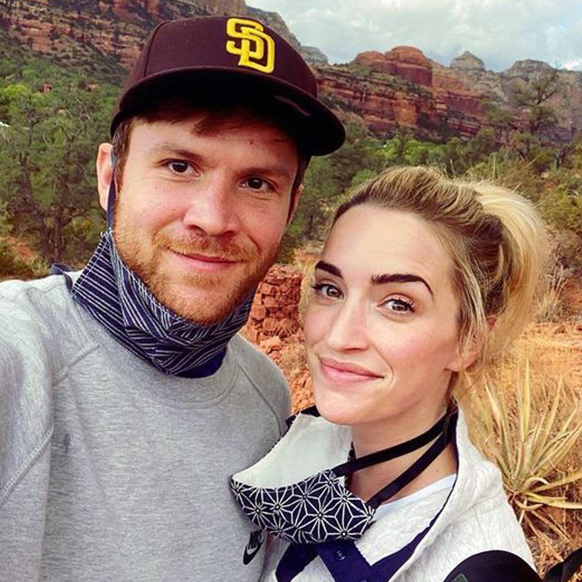 Ginny & Georgia Star Brianne Howey Marries Longtime Boyfriend Matt Ziering