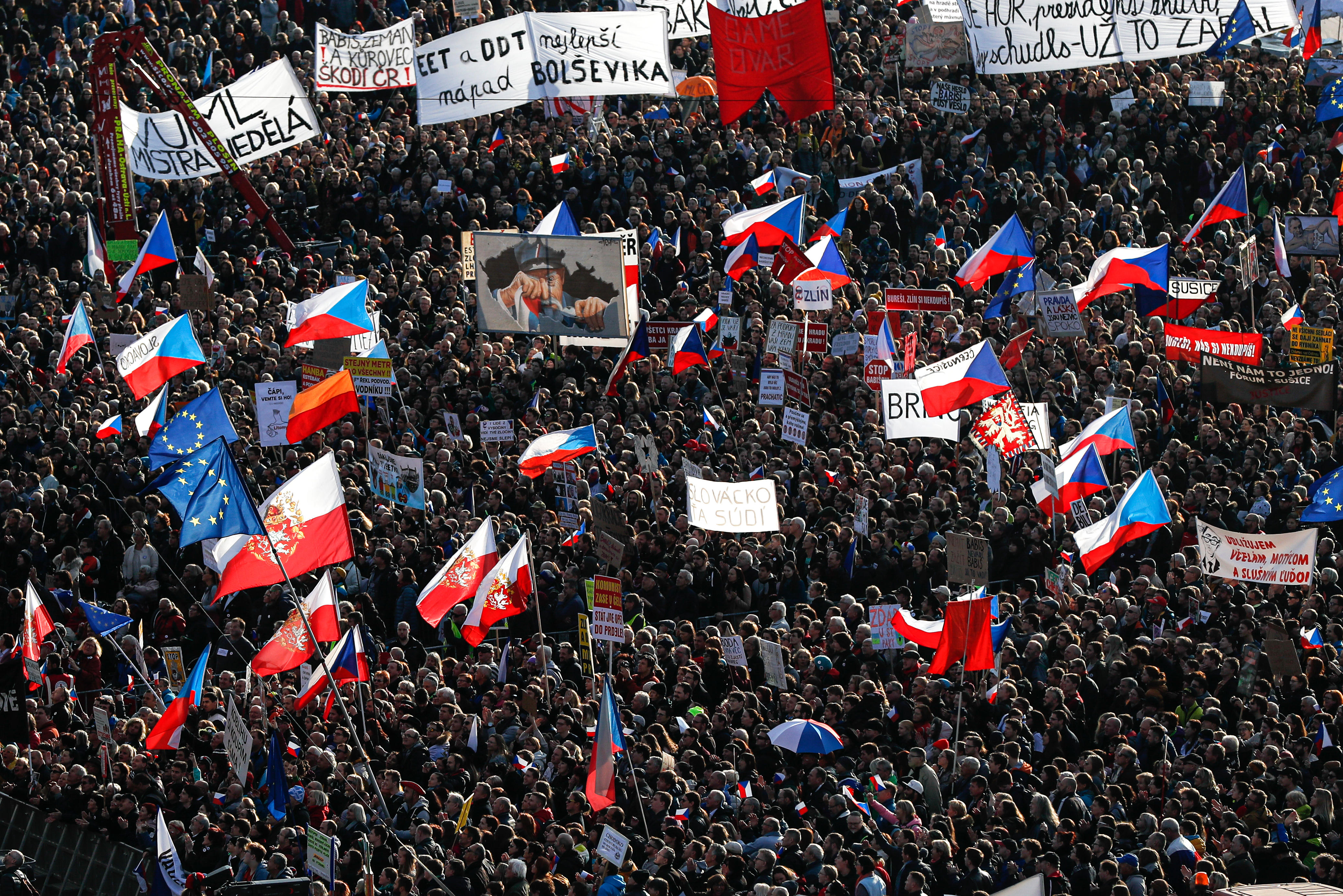 Czechs use anniversary of Velvet Revolution to pressure PM
