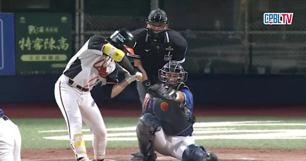 07/16 富邦 VS 統一 二局下，李東洺穩下陣腳，送出三上三下包含一次奪三振