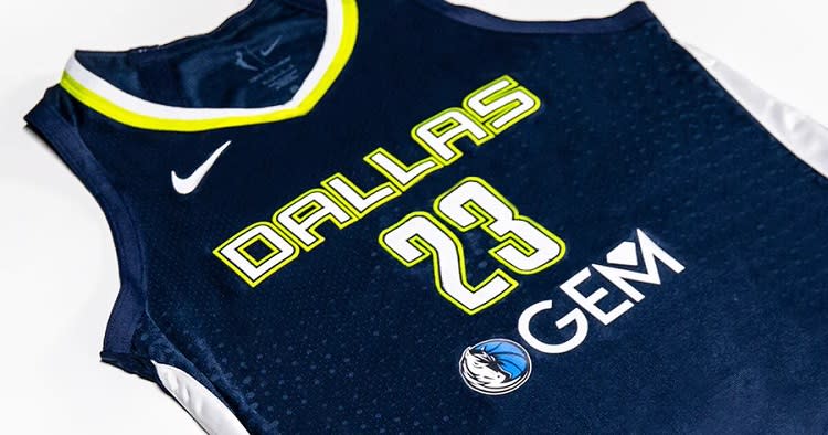 獨行俠與飛翼簽下球衣標誌協議 歷史性的第1次 - Yahoo奇摩汽車機車