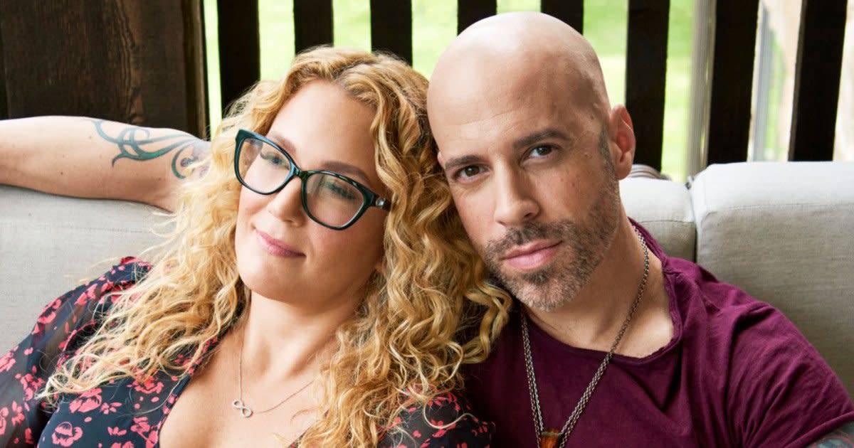 Chris Daughtry and Wife Deanna Reveal She's Bisexual: Why She's Coming ...