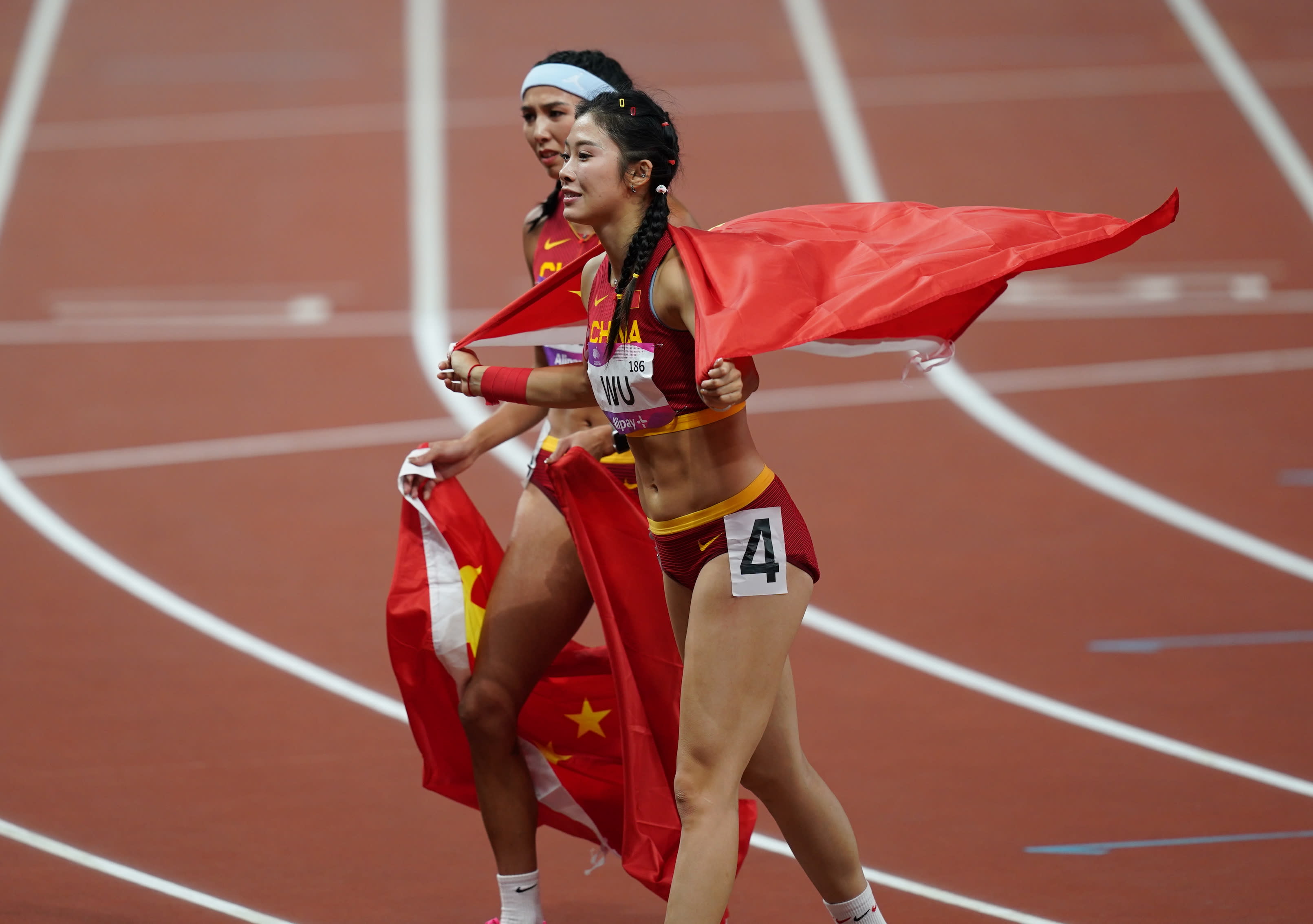 杭州亞運》田徑女子100公尺跨欄厲害了 吳豔妮搶跑還能一起比賽 - Yahoo奇摩汽車機車