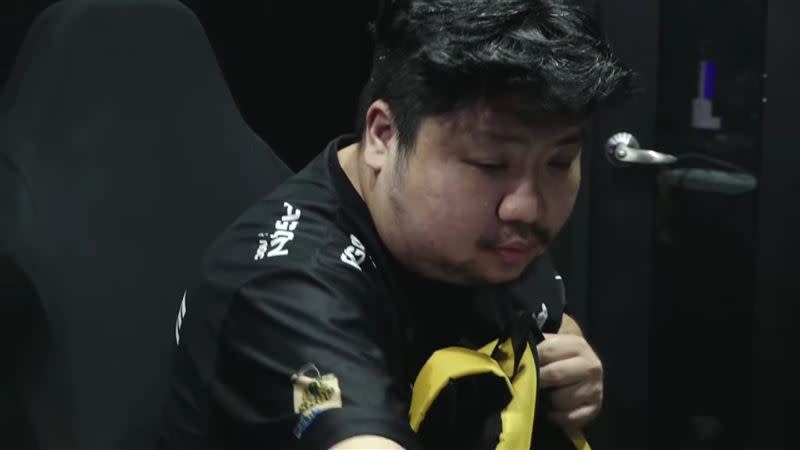 自費職業選手「亞洲統神」PCS首秀！ 不到20分鐘吞首敗 - Yahoo奇摩汽車機車