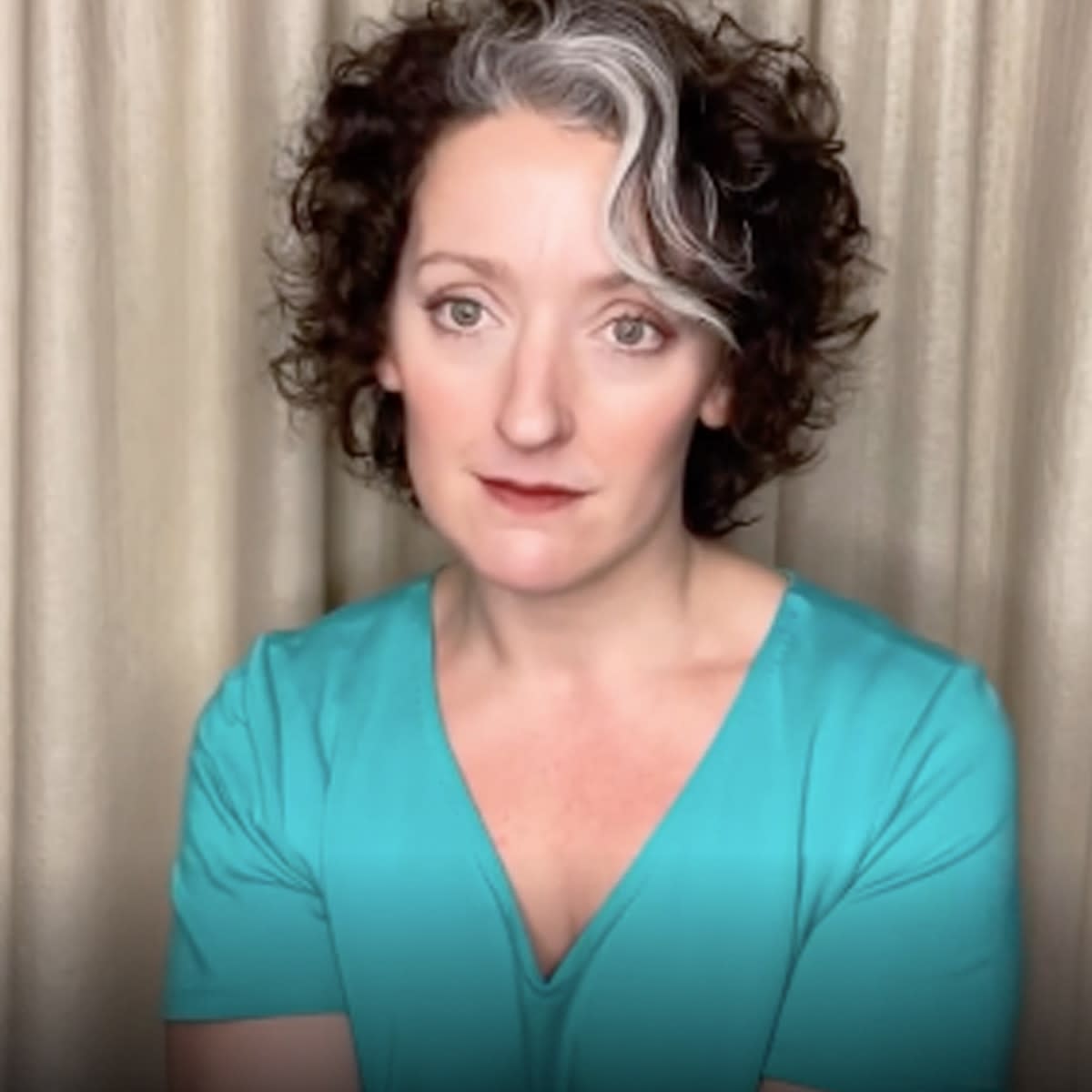 Australian Actress Laura McCulloch Arrested After Allegedly Going ...