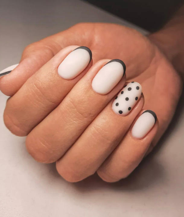10 Trendy Round Nail Designs That Will Convince You to Go Shorter