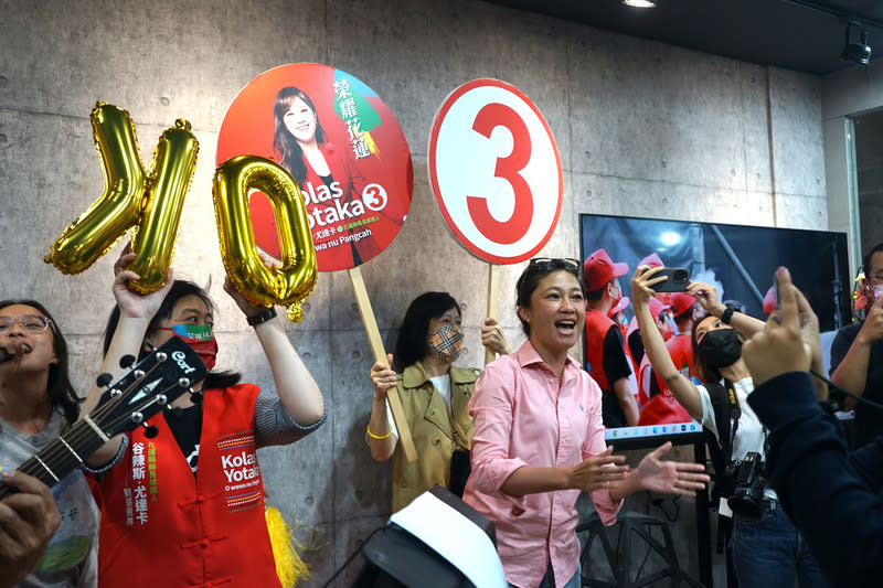 選前之夜 Kolas跳脫傳統改辦溫馨音樂會 (圖) - Yahoo奇摩汽車機車